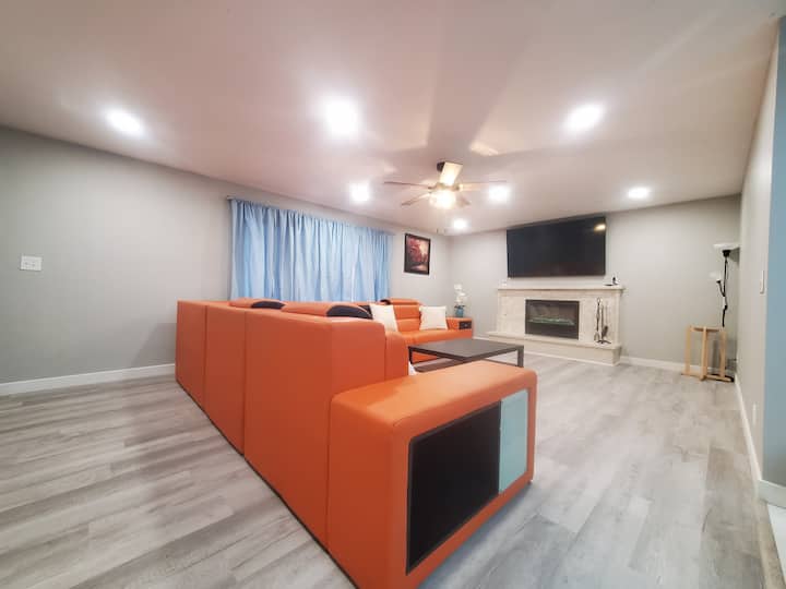 Entire Home!3br2bath-new Updates - West Valley City, UT