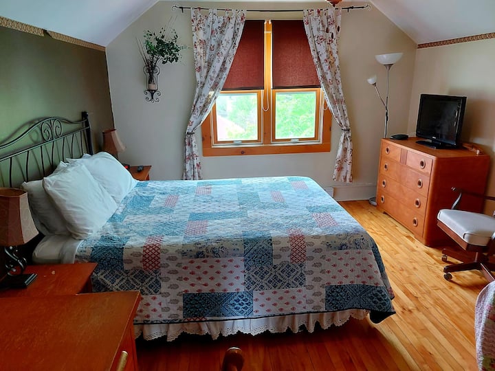 Auberge Orpailleur Chambre 301 - Val-d'Or