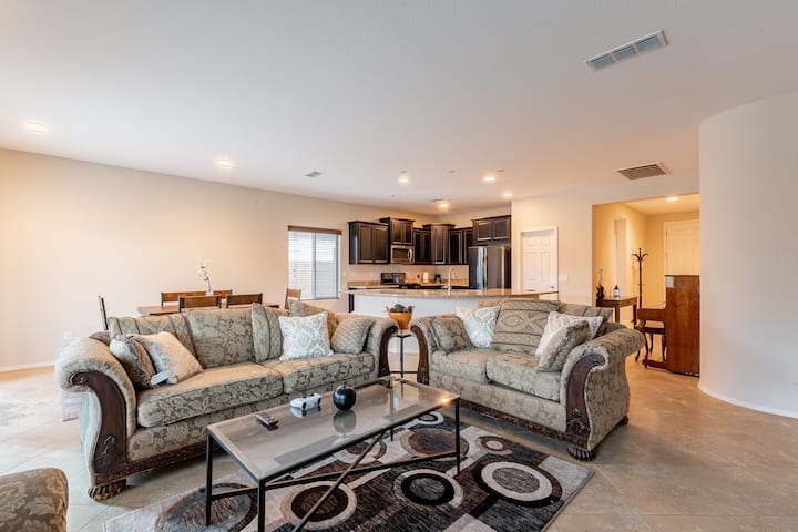 End Of Summer Sale! Pet Friendly - Surprise, AZ