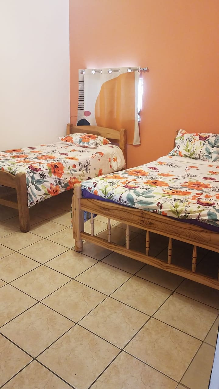 Apartment With A.c. Awaits You - Managua