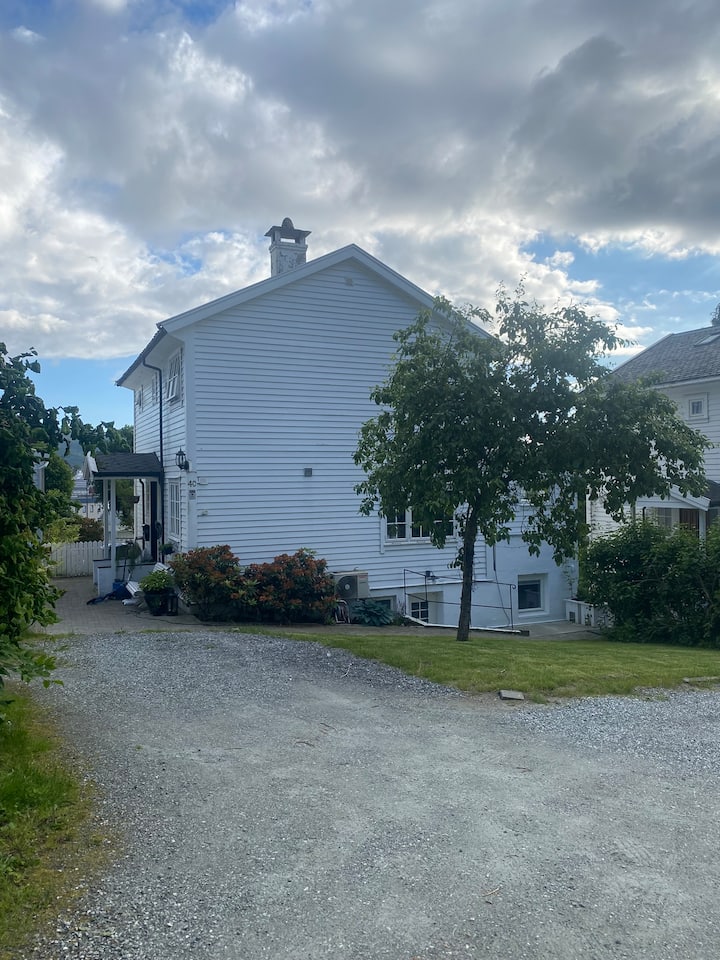 Idyllisk Og Sentral Enebolig - Bergen