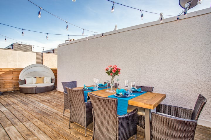 Amazing Private Dallas Rooftop Deck! - Dallas, TX
