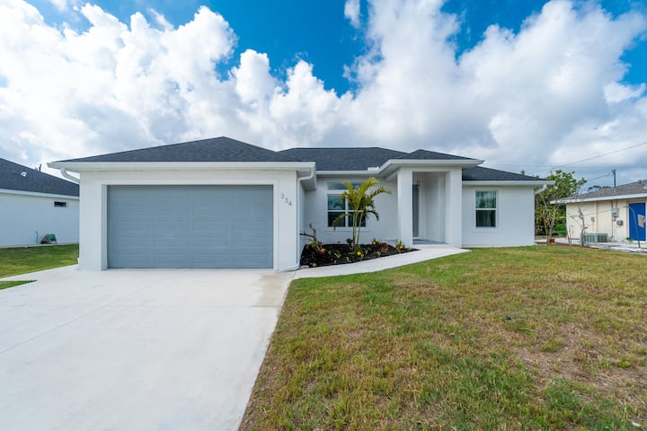 334 New House In A Quiet Neighborhood - Port Charlotte, FL