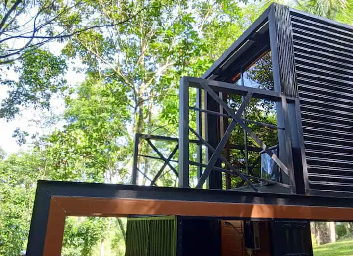 F2 Forest Hill Tiny House Glamping Farmstaycation! - Cavinti