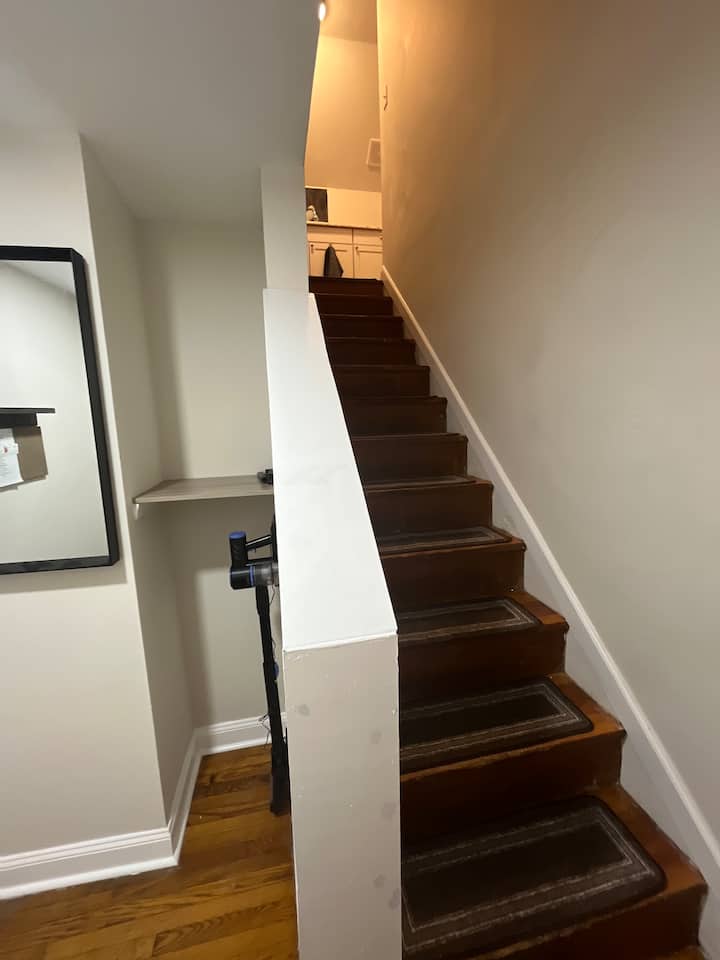 2 Bed Apt W/private Entrance In Quiet Neighborhood - Richmond, VA