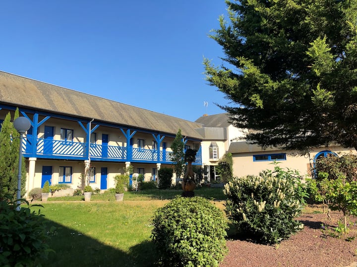 Chambre Double Dans Charmant Hôtel 3* - Vendôme