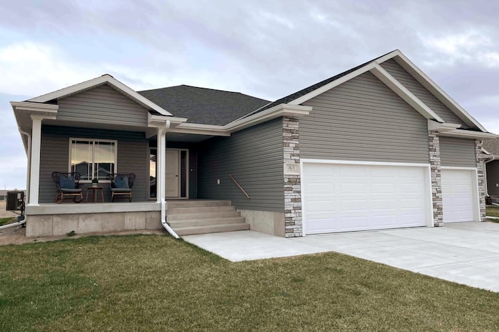 Large Groups Welcome! - Grand Island, NE