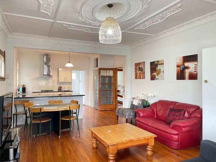 Handy Location, 10 Mins Drive To Ferry And Stadium - Wellington, New Zealand