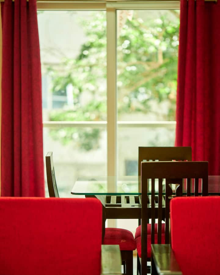 New Prime 1bhk Apartment | Pool & Lift | North Goa - Goa