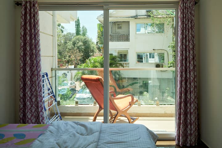 New Prime 1bhk Apartment | Pool & Lift | North Goa - Goa