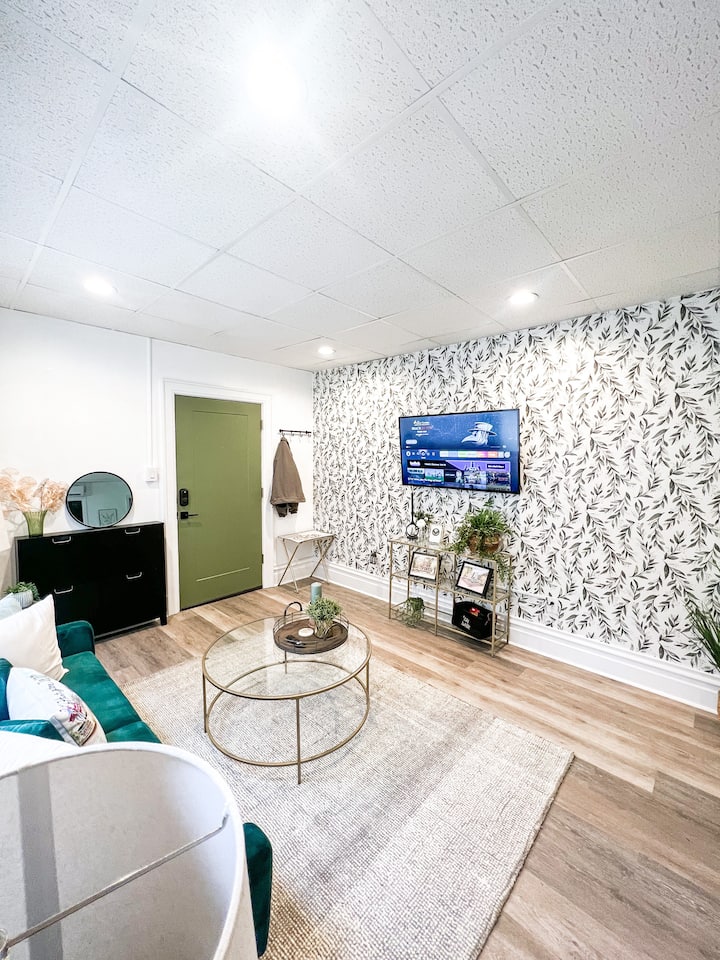 Cozy Stay Near Marshall University| Quiet & Comfy - Huntington, WV