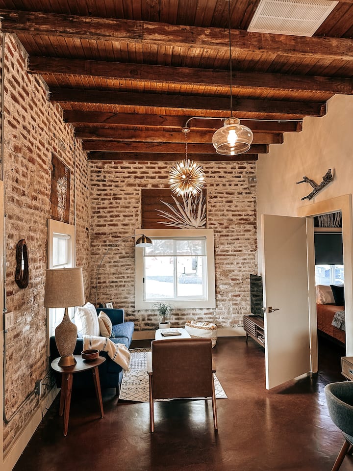 Stunning Historic Urban Retreat - UNIVERSITY OF ARIZONA, Tucson
