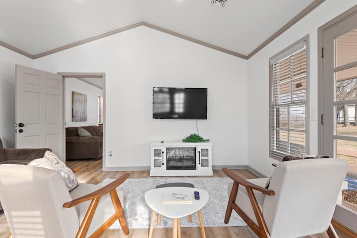 Jarrett Farm Resort - Suite 2 - Ramona, OK