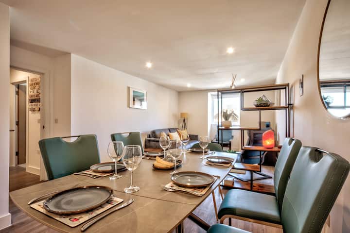 Bournemouth 2-bed Flat, Free Parking & Near Beach - Bournemouth