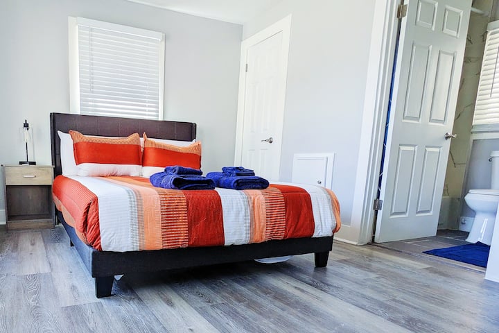 Elegant 1 Bed Montrose - Rome @The Italian Plaza - Houston