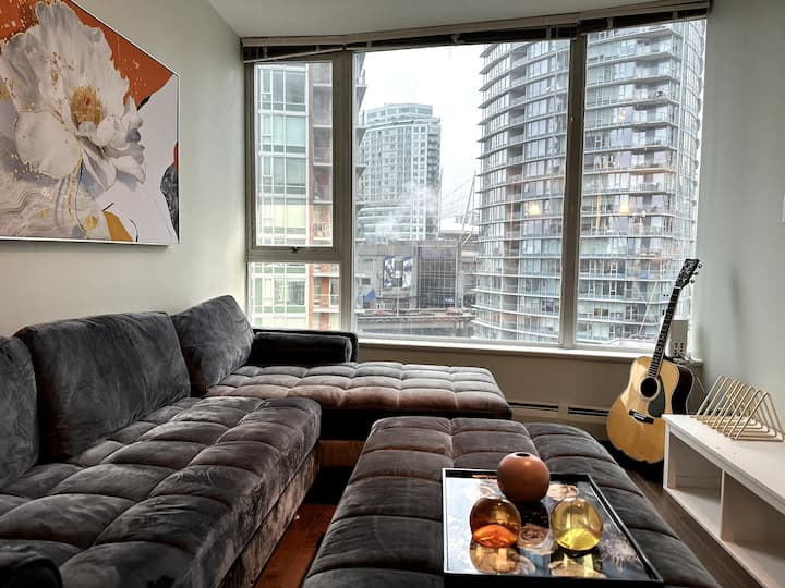 Cozy 1br+den Highrise In Downtown Vancouver - Vancouver