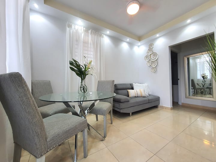 "Larimar" Apartment At Carolina - Loíza