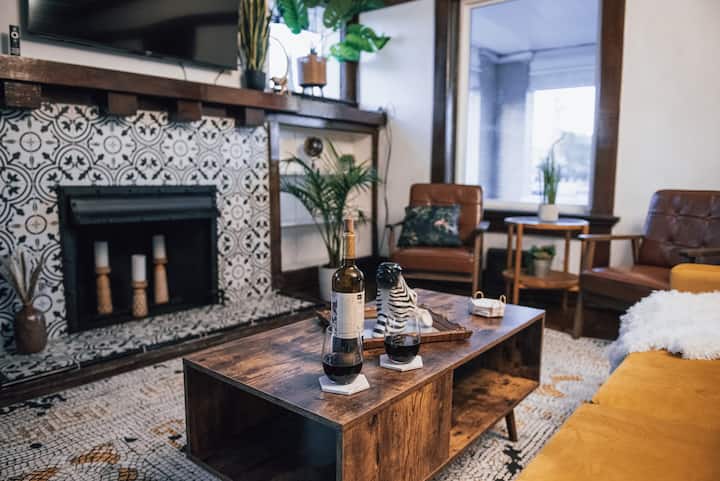 The Jungle House, No Cleaning Fees - El Paso, TX
