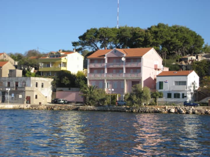 Apartman 175 A2 U Mjestu Sali - Sali