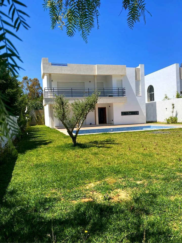 Villa Du Golf à Bir Bou Rekba, Hammamet - Hammamet
