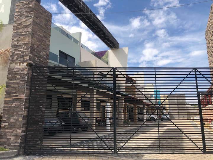 Renta De Casa En Puebla - Puebla