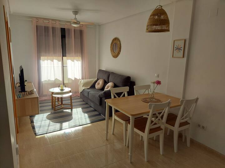 Bonito Apartamento Con Piscina - El Campello