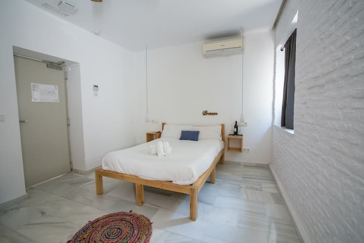 Habitación Doble Con Vistas A La Ciudad - Sevilla