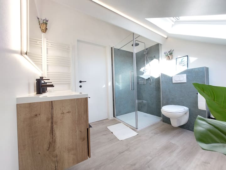 Chambre Avec Salle De Bain, Petit-déjeuner Incl. - Tongeren