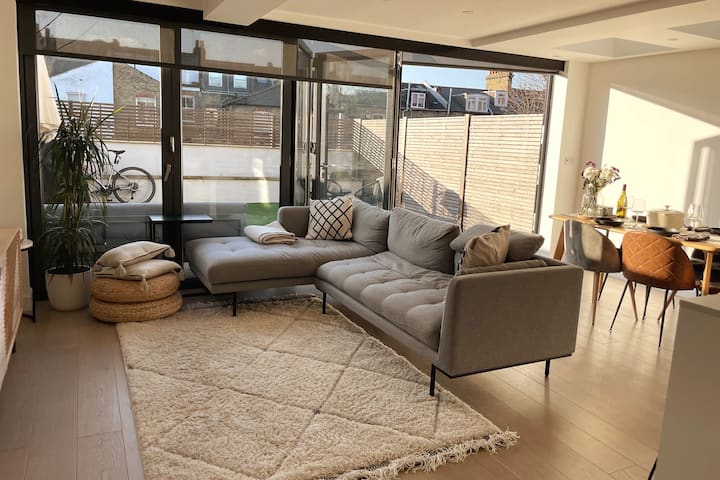 Sunny Garden Flat In London - London