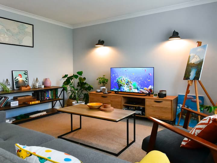 Cosy 2 Bed Apartment W/parking -