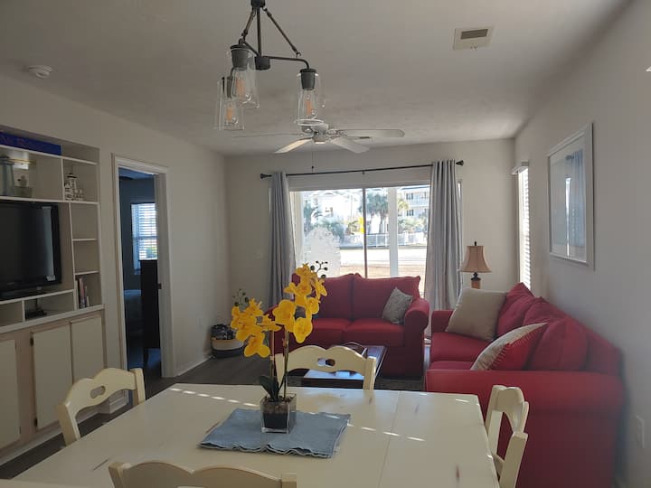 Salty Air Retreat - Myrtle Beach