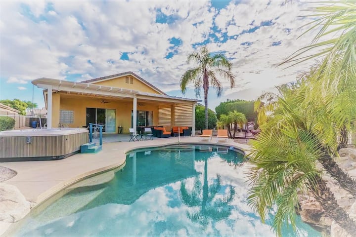 Private Pool & Spa, Golf, 3 Bdr/2 Bth Vacay Time! - Mesa, AZ