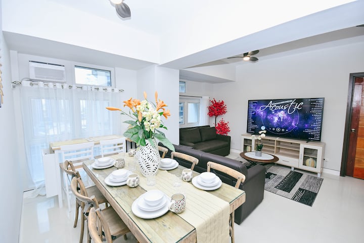 Legrand Twr 1- 25th Flr 3 Bdrm 2 Bath Incl Parking - Quezon City