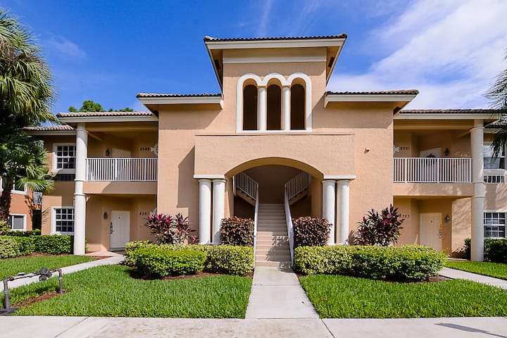 Condo Castle Pines Pga Village - 1st Floor - Port St. Lucie, FL