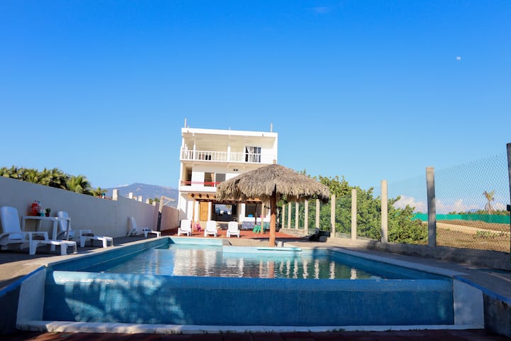Casa Pb: 2nd Floor Of Beach Home - Playa Blanca, Mexico
