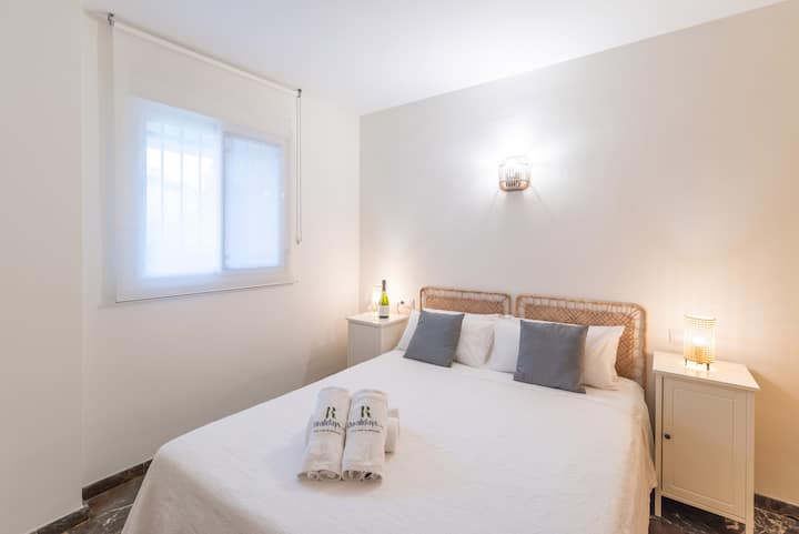 Cozy Apartment Close To The Beach + Free Parking - Fuengirola