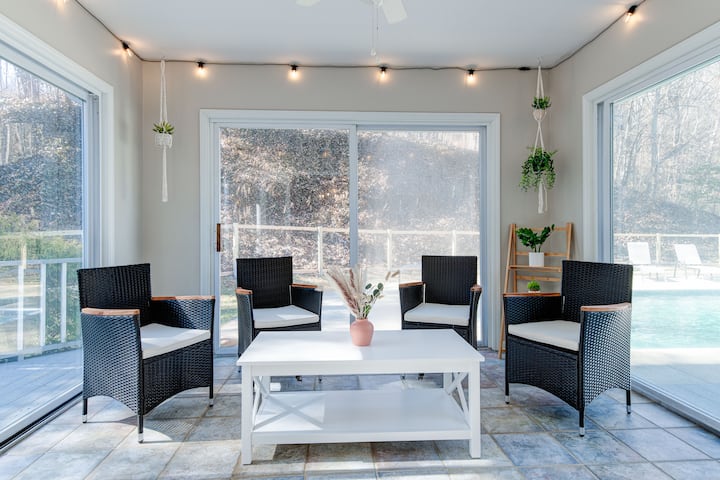Meadow Lounge | Pool | Hot Tub | 10 Min To Dtn - Asheville, NC