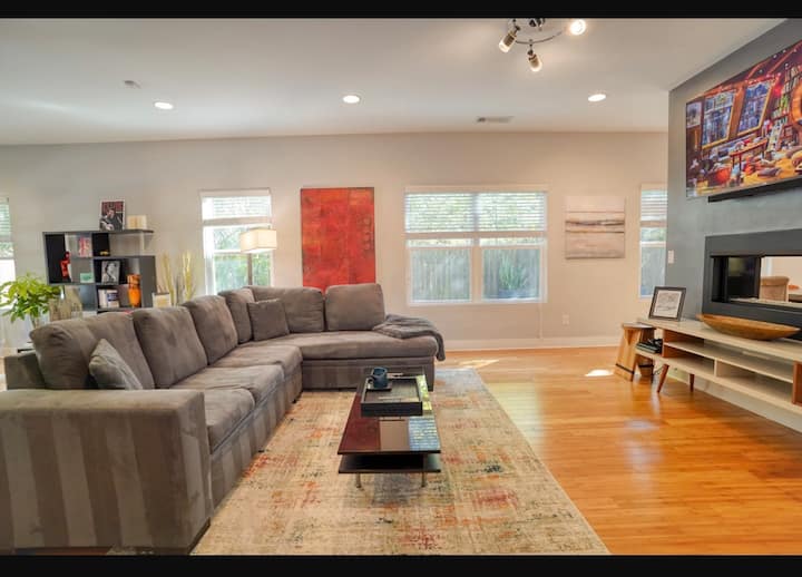 Modern O4w Beltline Boxwood W/gym - Atlanta, GA