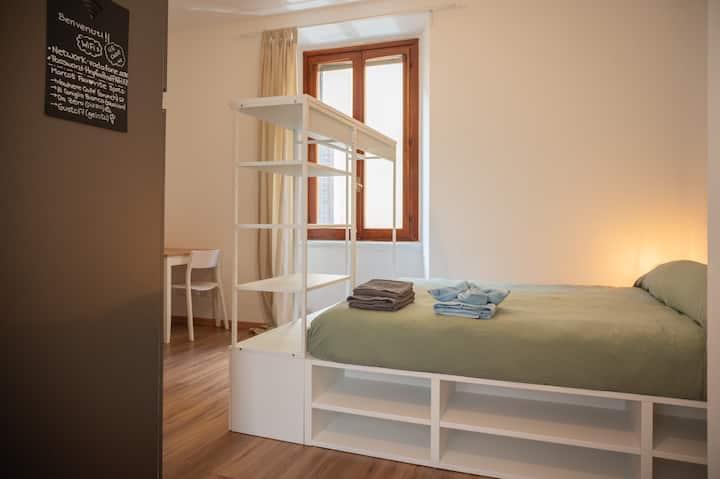 Cozy Studio In Navigli - Milan