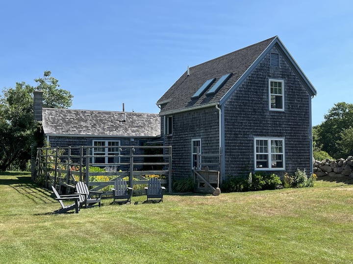 Vineyard Cottage At Spar Point Farm Block Island - New Shoreham, RI