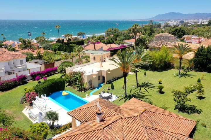 Exclusive Villa Close To The Sea - Monda