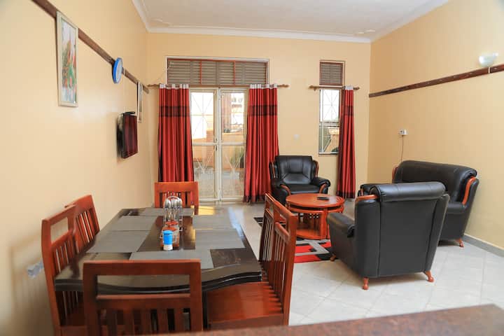 2 King Bed-free Unlimited Wi-fi Muyenga Kampala - Kampala