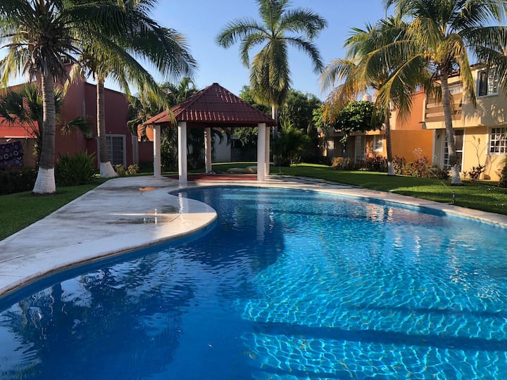 Casa Amplia, Aire Acondicionado En Cada Espacio - Ixtapa Zihuatanejo