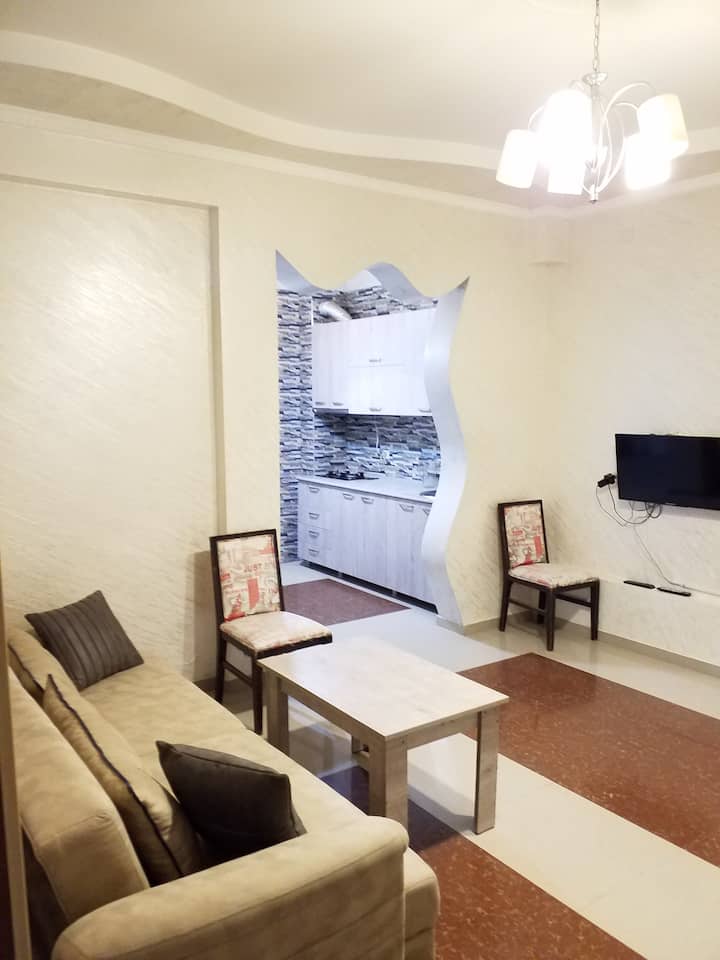 სოფიოს სახლი ქალაქთან ახლოს. - Batumi