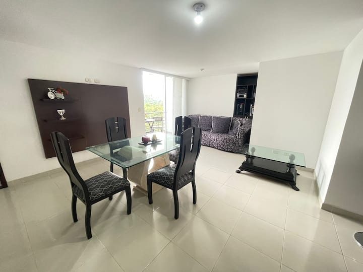 Amplio Apartamento Con Linda Vista Sector Crq - Armenia, Colombia