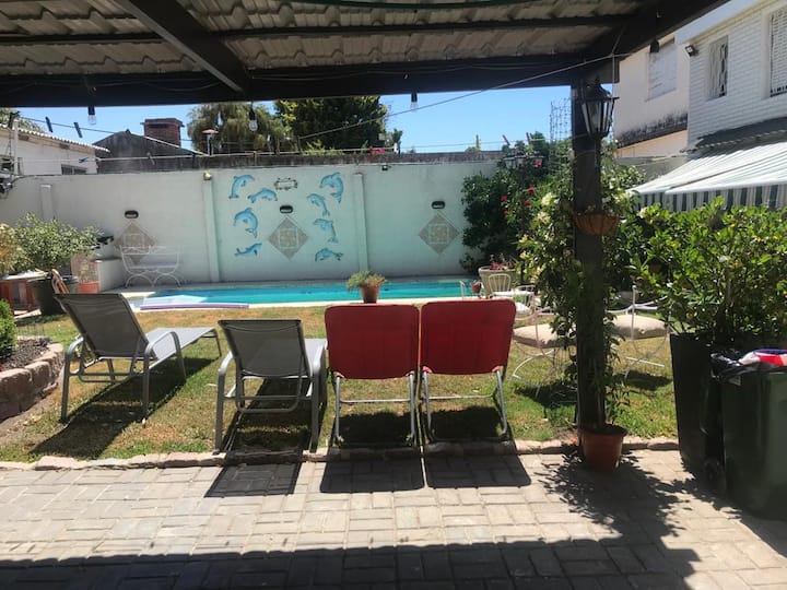 Casa En Carrasco Para 7 Personas - Montevideo