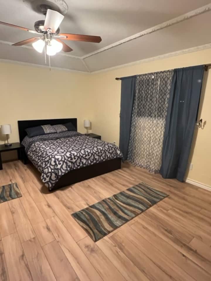 Cozy Place In Dallas - Farmers Branch, TX