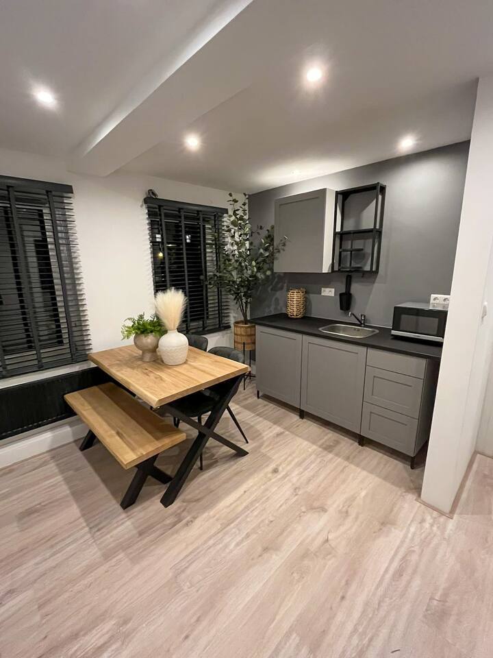 Gezellig Appartement | Gerenoveerd Eind 2022 - Tilburg
