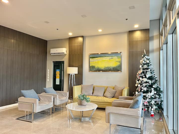 Studio Unit W/swimming Pool |The Coży Place 5 - Cebu City