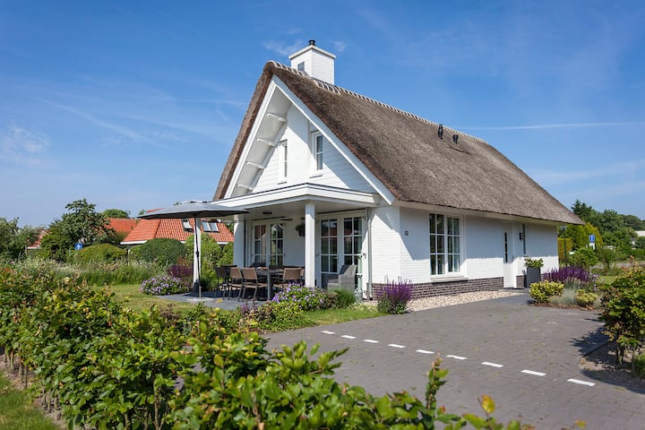 Rietgedekte Comfort Woning - Noordwijk aan Zee